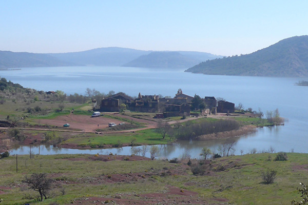 Le village de Celles, en ruines, ressuscite et recrute ses habitants
