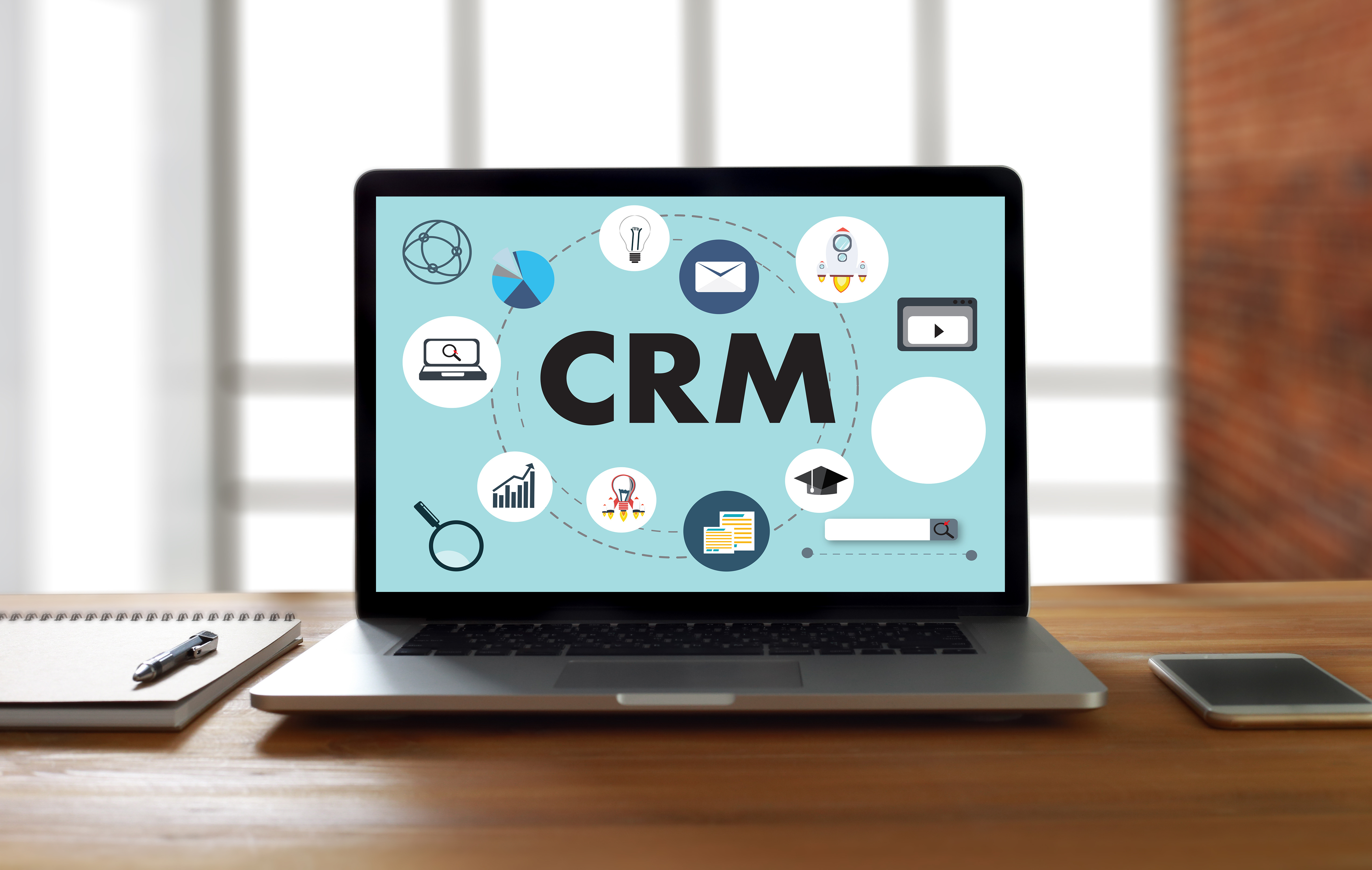 CRM : 3 cas d'usage pour les agents du service public