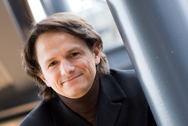 David Carassus : "Il faut remettre l’élu au cœur du pilotage de la ...