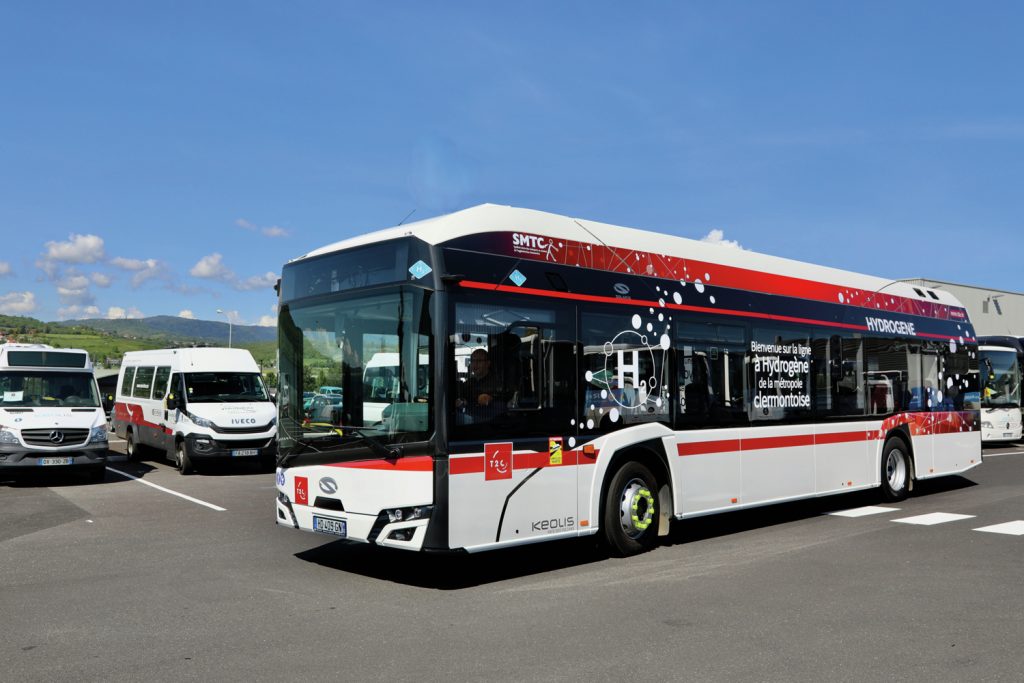 Bus propres : comment les collectivités vont-elles résoudre le casse ...